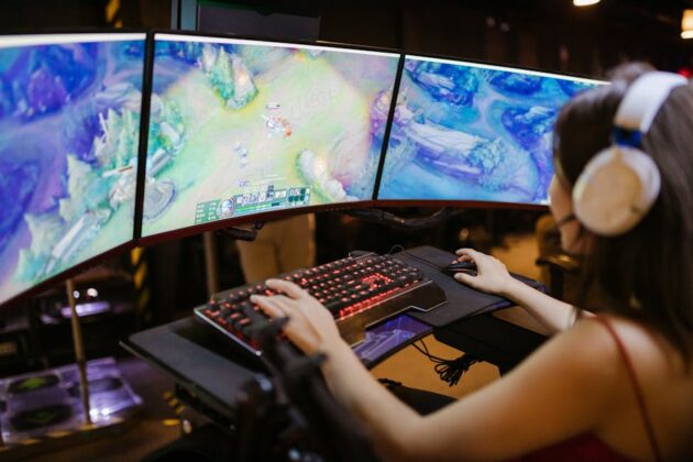 12 Fun Facts About the World of Esports - Trivava